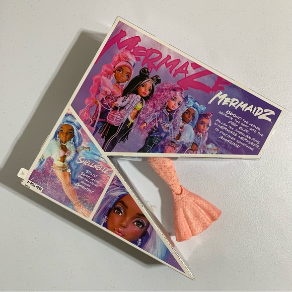 MGA Entertainment | Toys | Mermaze Mermaidz Color Change Shellnelle ...